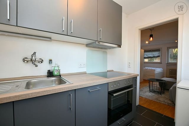 Renovierte, modern möblierte Wohnung in Stuttgart Süd