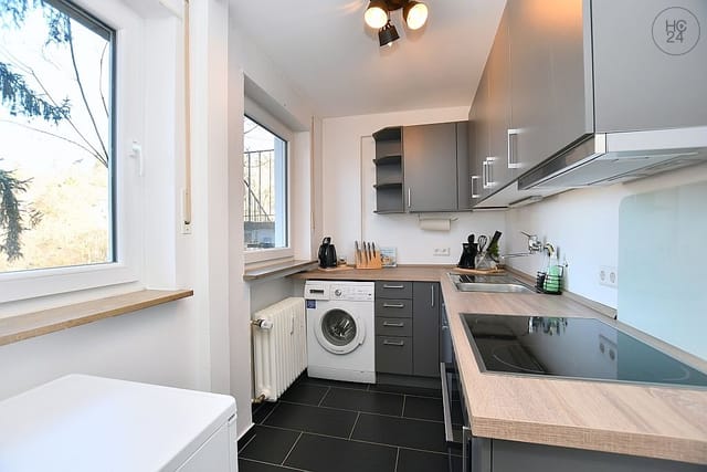 Renovierte, modern möblierte Wohnung in Stuttgart Süd